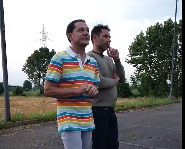 Crema News - Pandino - Diego Merigo parla in strada